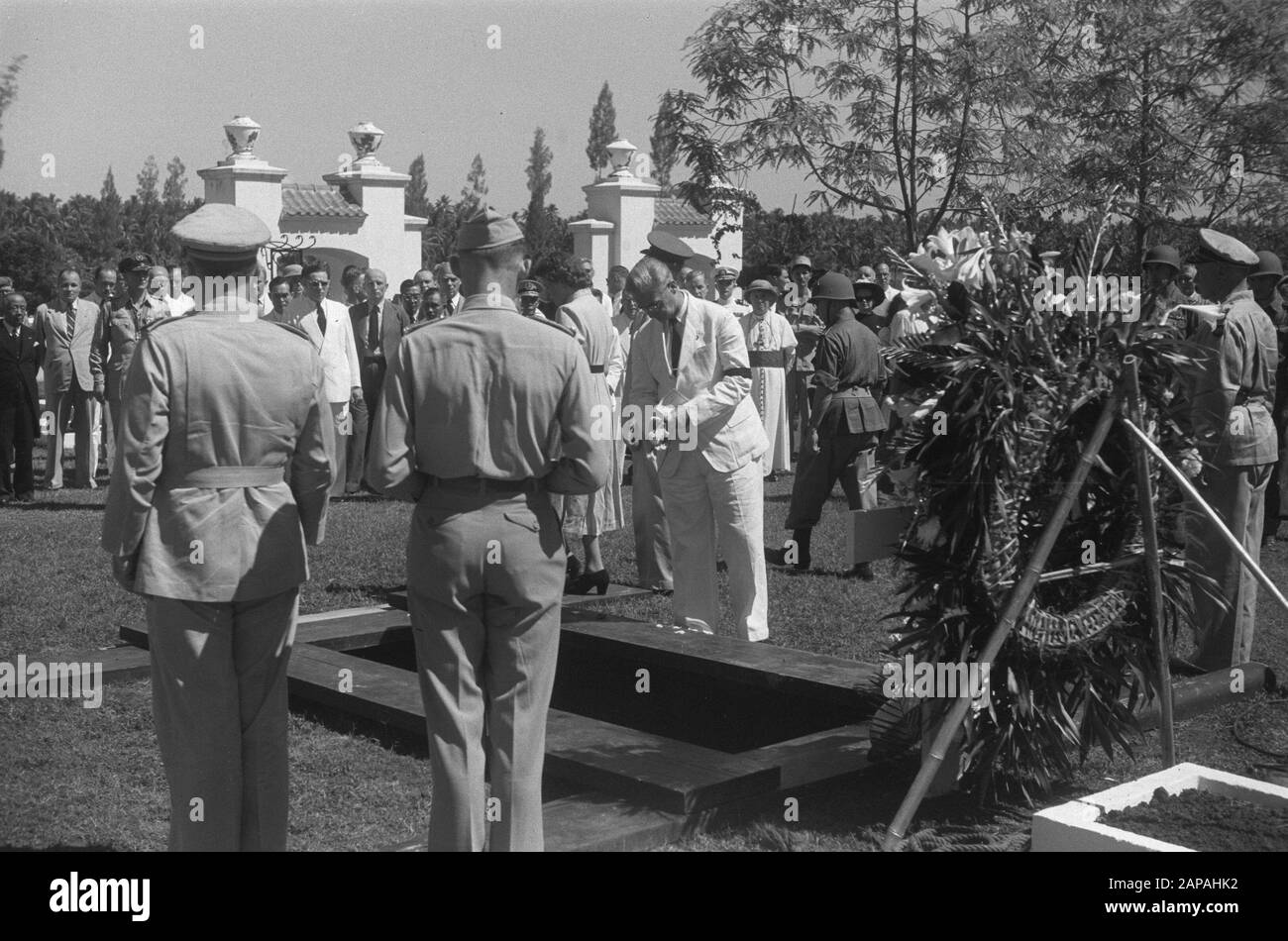 Burial General Rail Description: Burial General Rail [on Honorary Field ...