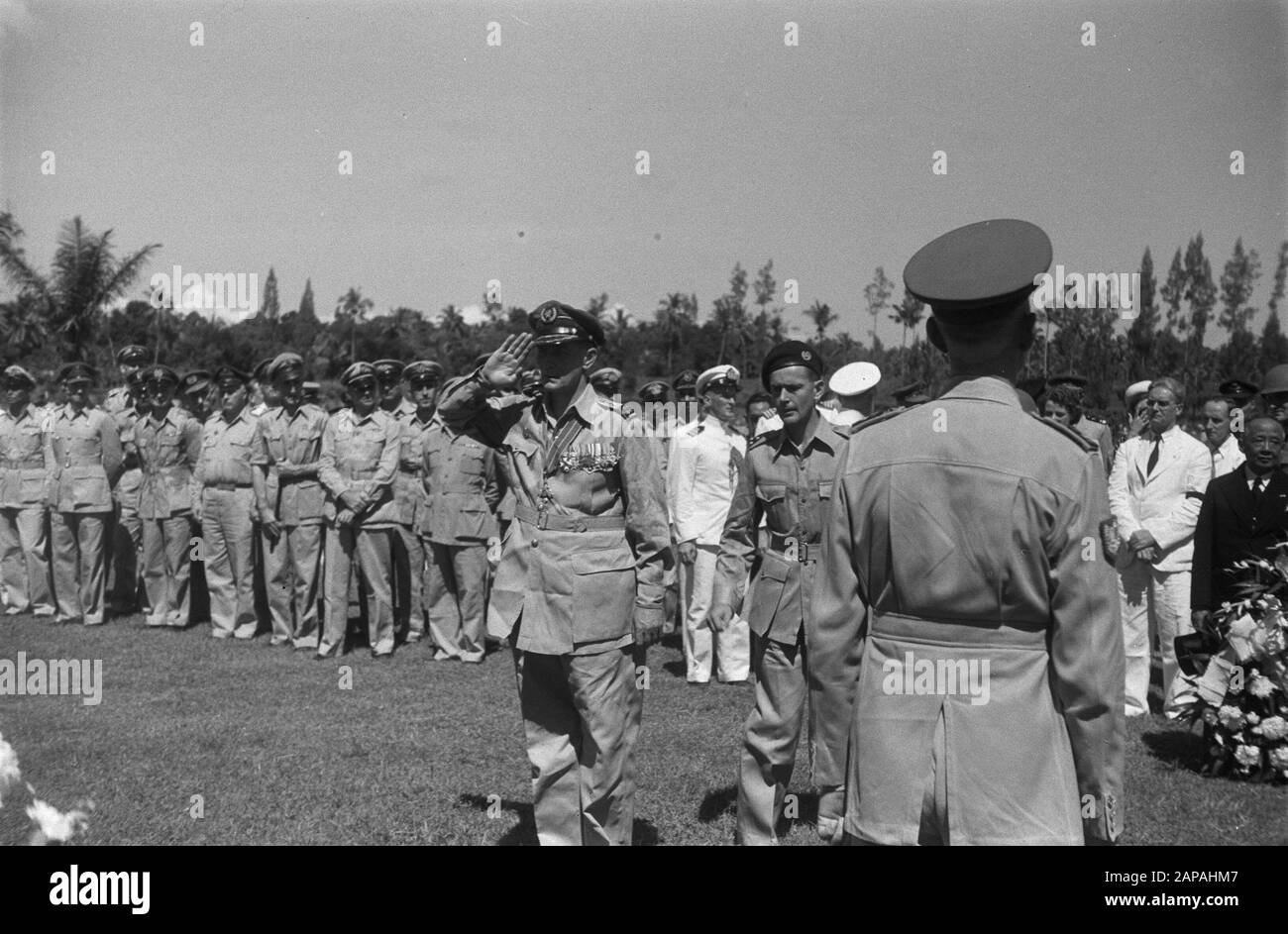Burial General Rail Description: Burial General Spoor [on Ereeld ...
