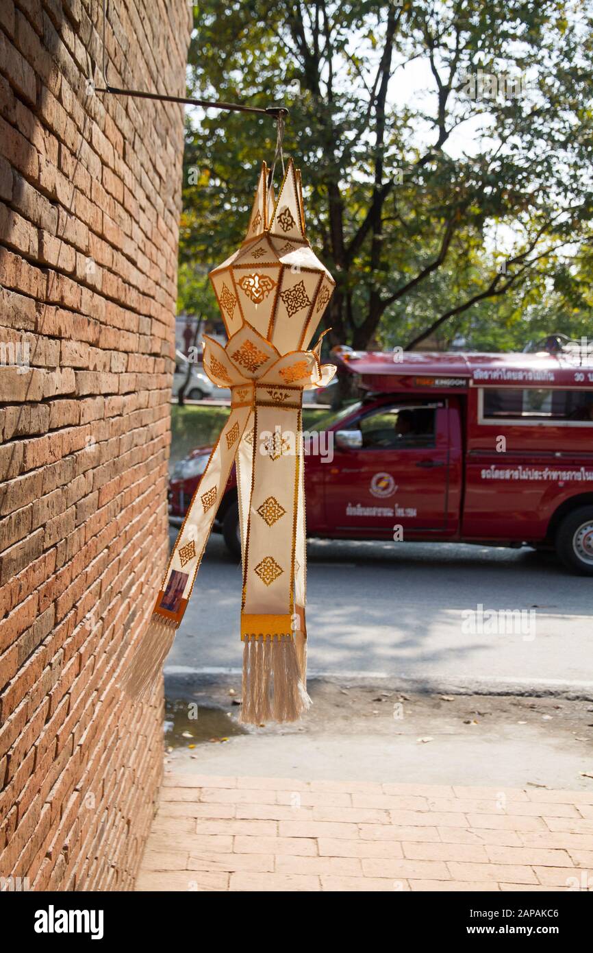 Tourist Woman Temple Budhism Chiang Mai Thailand Thai Asia Asia Hi res Stock Photography And tourist-woman-temple-budhism-chiang-mai-thailand-thai-asia-asia-hi-res-stock-photography-and