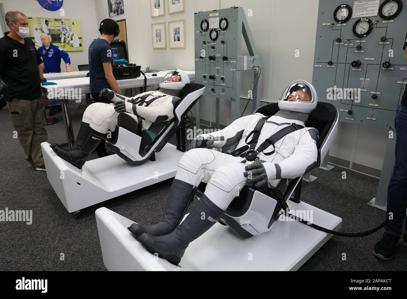 Crew quarters hi-res stock photography and images - Alamy