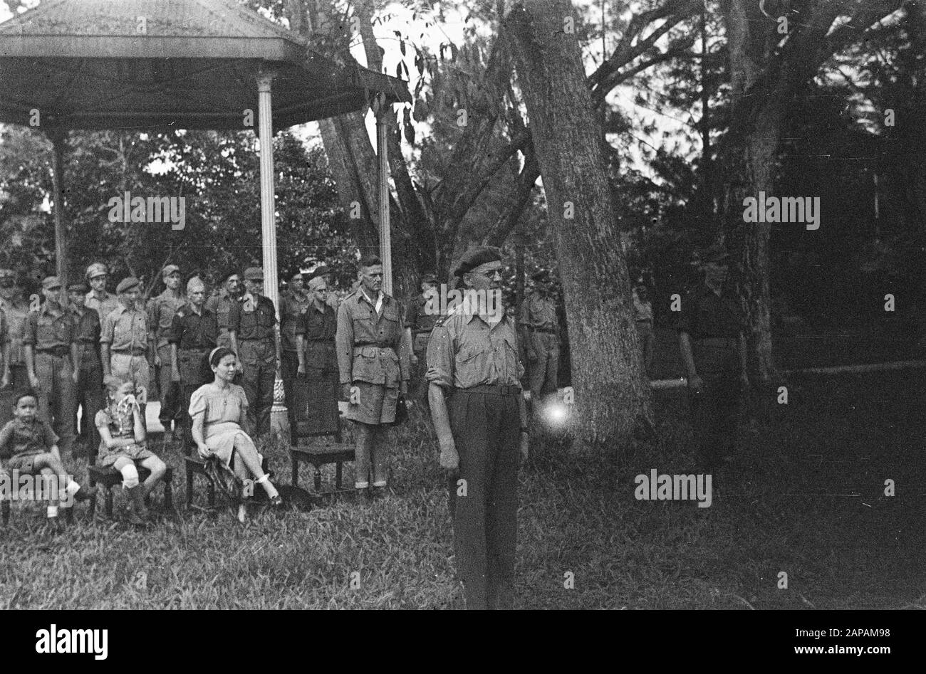 The lieutenant-colonel (with beret and glasses) taking the oath ...
