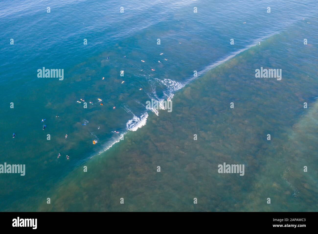 Ocean waves beach Stock Photo - Alamy