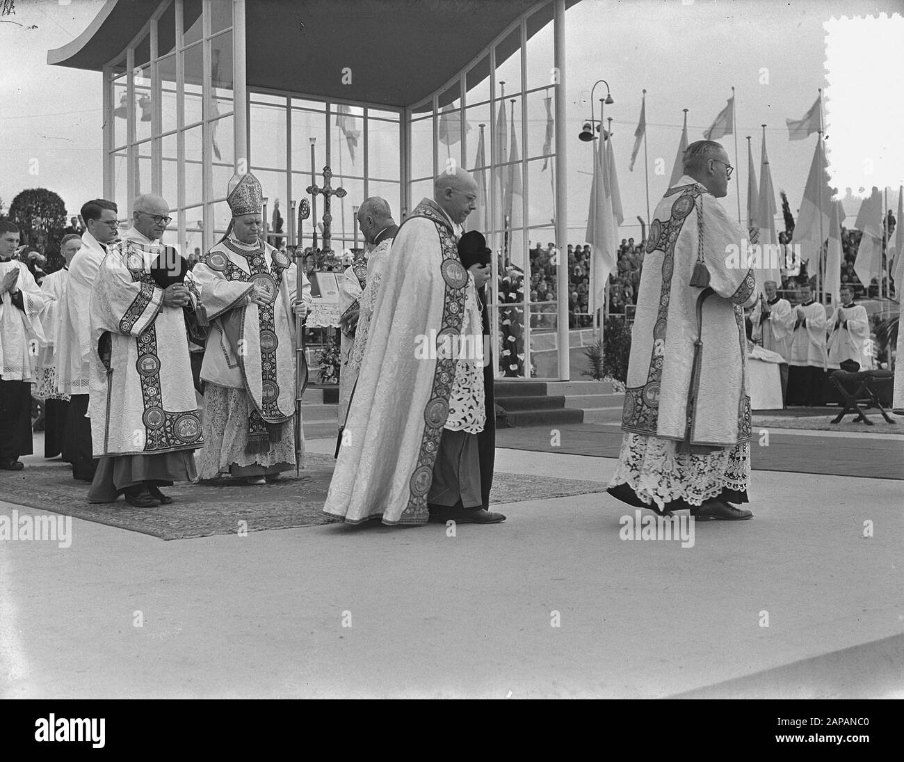 Cardinal legate Black and White Stock Photos & Images - Alamy