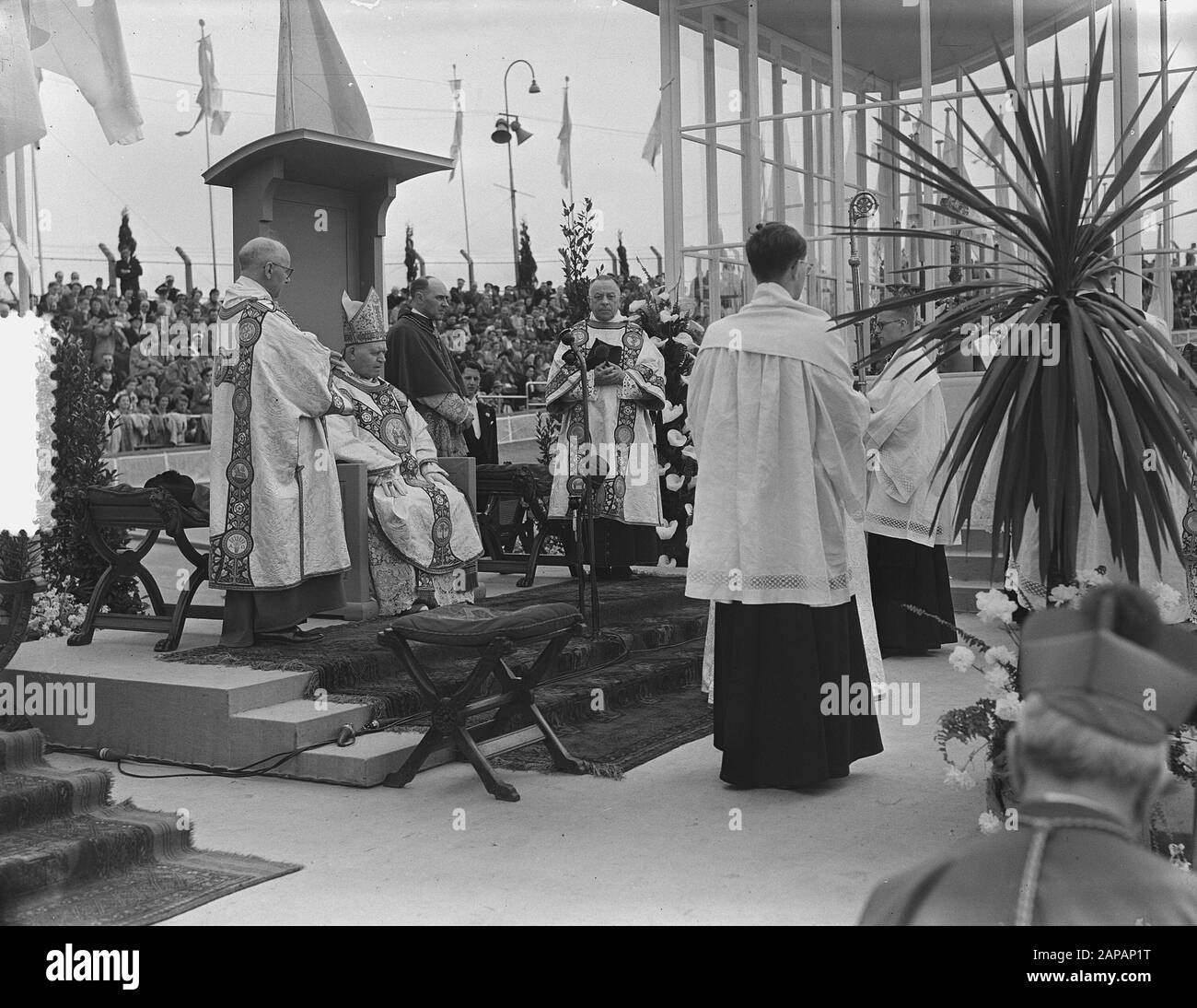 Belgian cardinal jozef van roey hi-res stock photography and images - Alamy