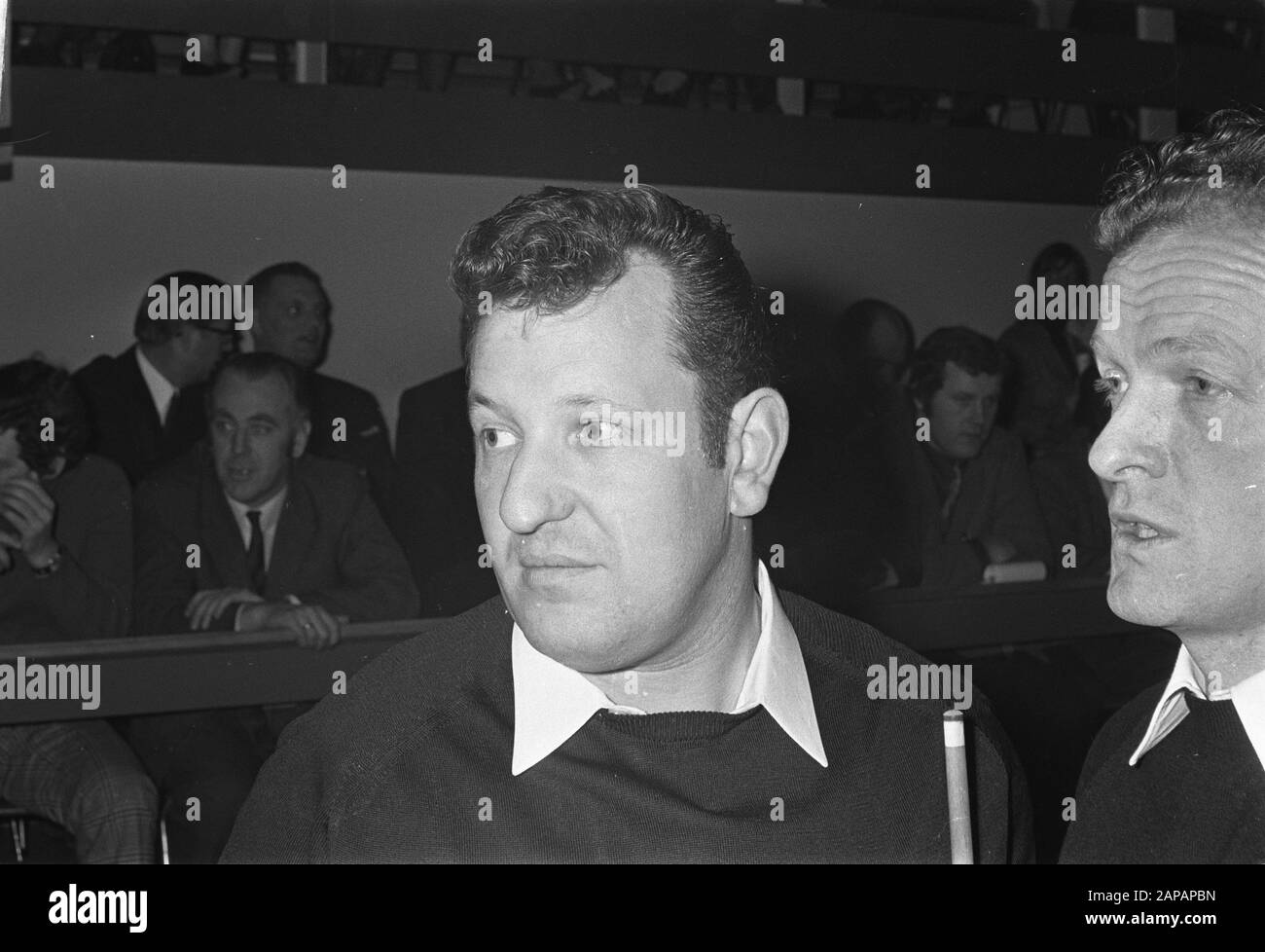 Raymond ceulemans playing billiards hi-res stock photography and images ...
