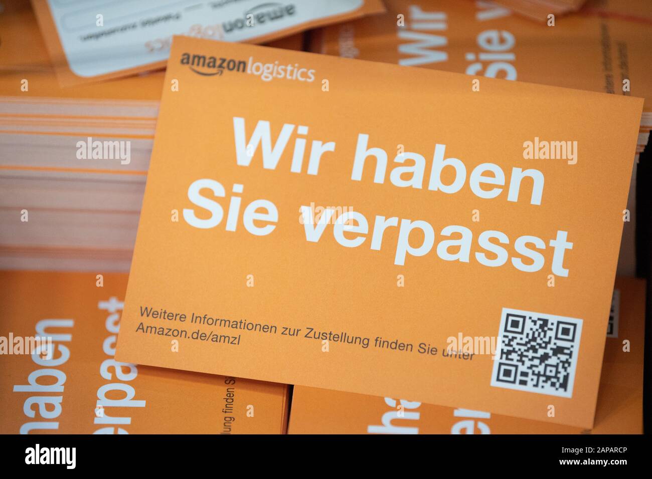 Missed parcels hi-res stock photography and images - Alamy