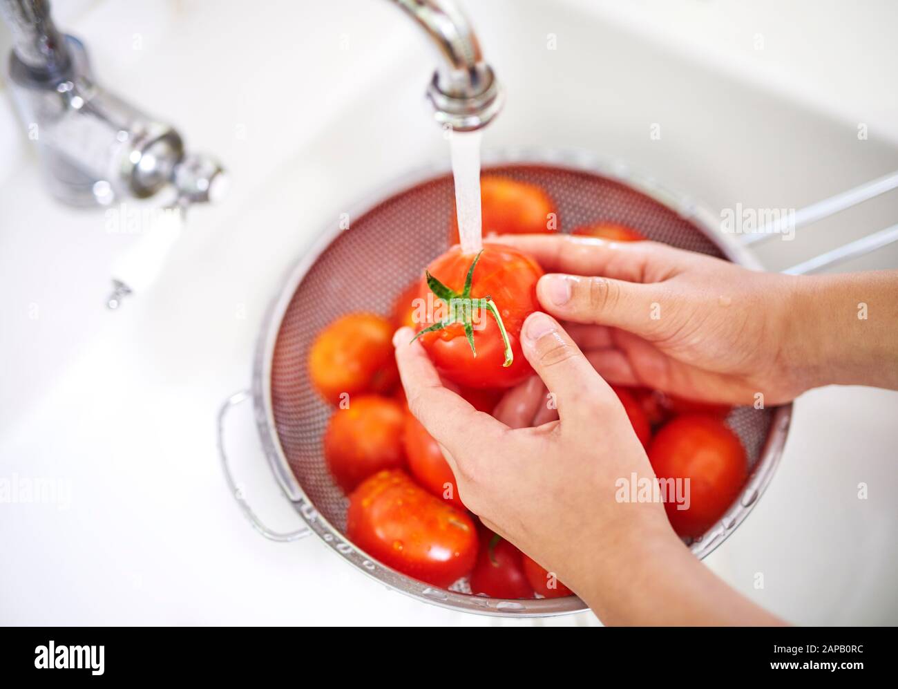 Red healthy eating washing hi-res stock photography and images - Alamy