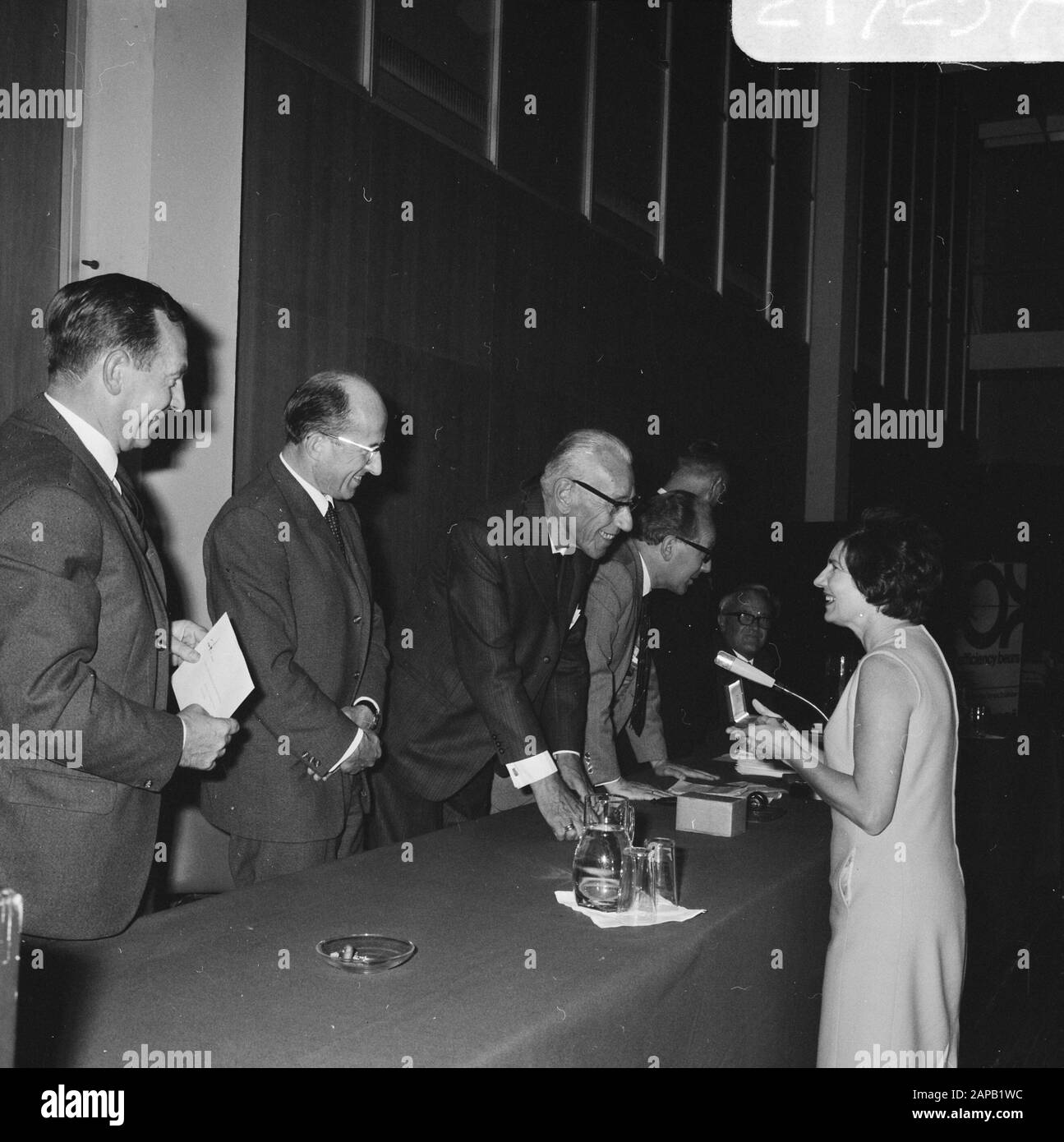 Machine writing championships hi-res stock photography and images - Alamy
