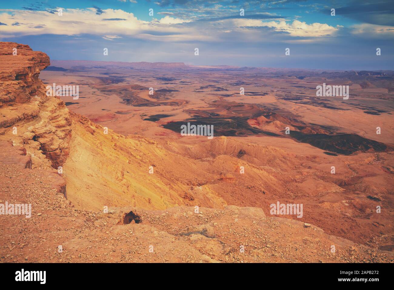 Ramón crater, israel hi-res stock photography and images - Alamy
