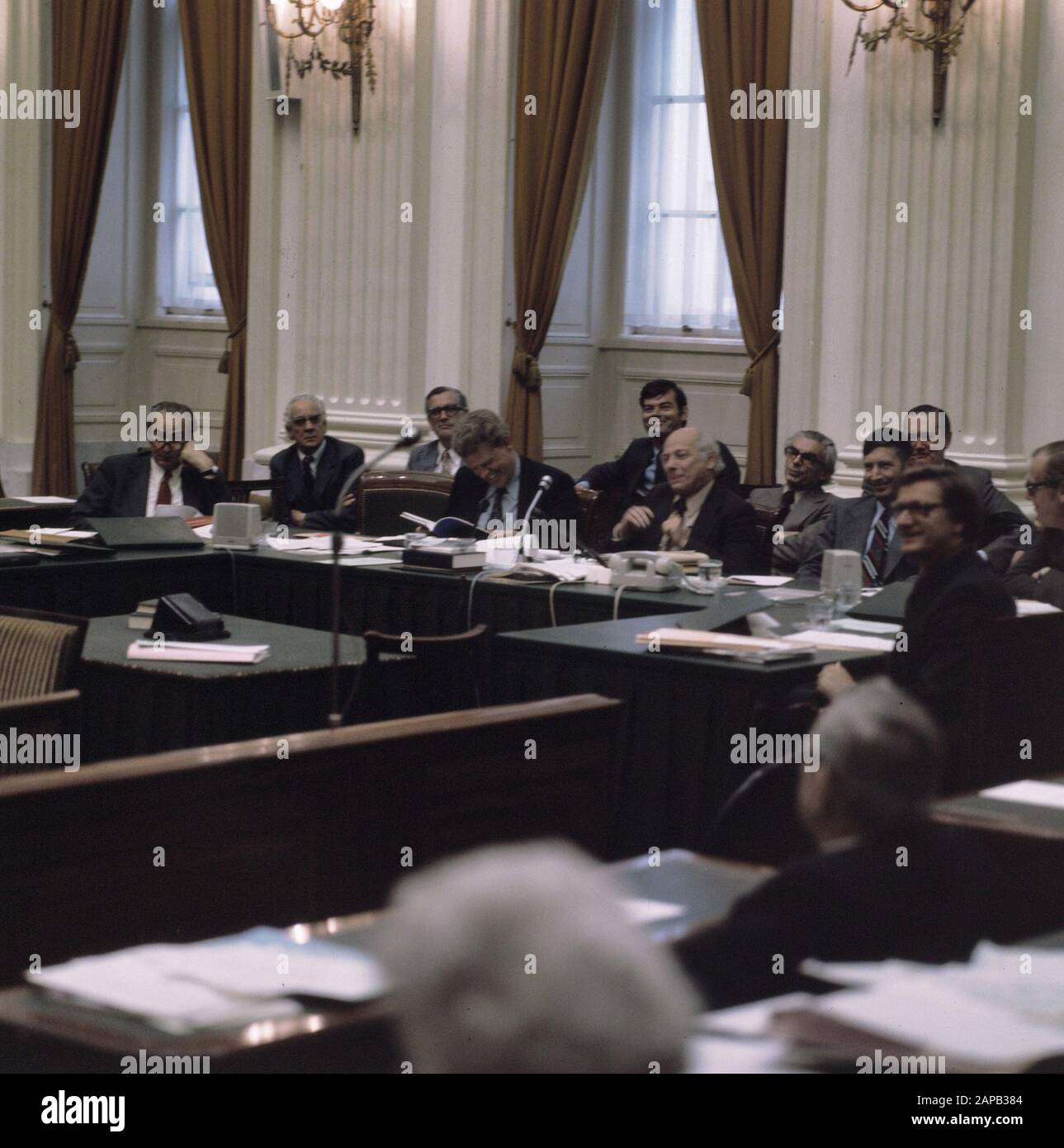 General Considerations Second Chamber (1975); Review Government Table ...