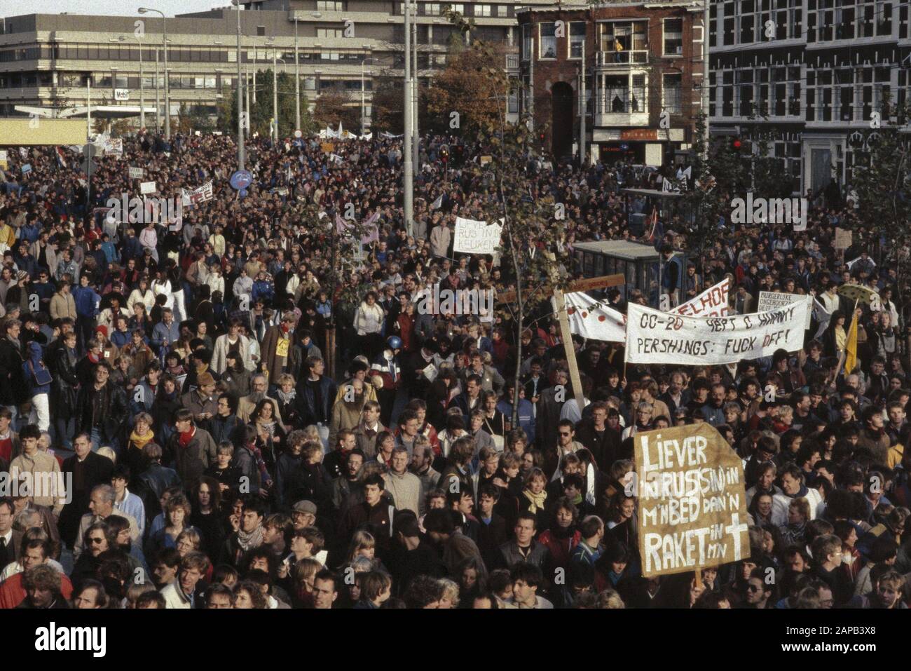 29 october 1983 hi-res stock photography and images - Alamy