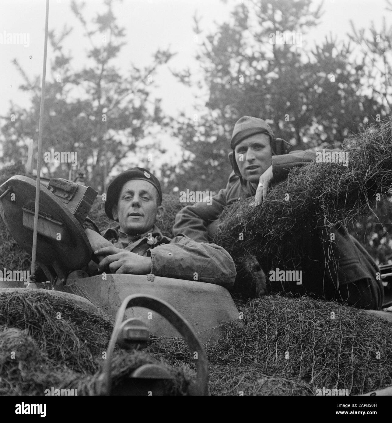 British tank crew hi-res stock photography and images - Alamy