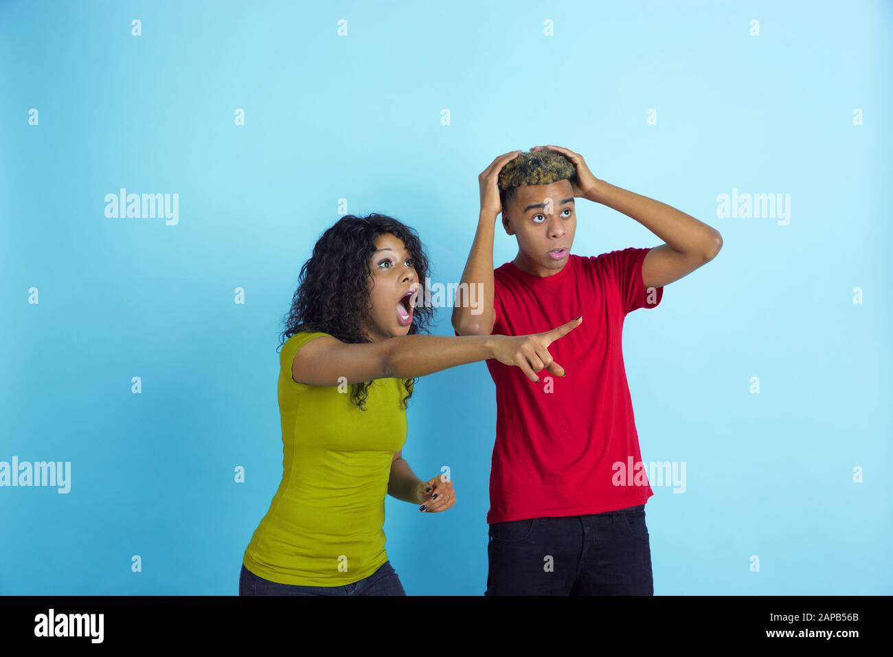 Shocked look hi-res stock photography and images - Alamy