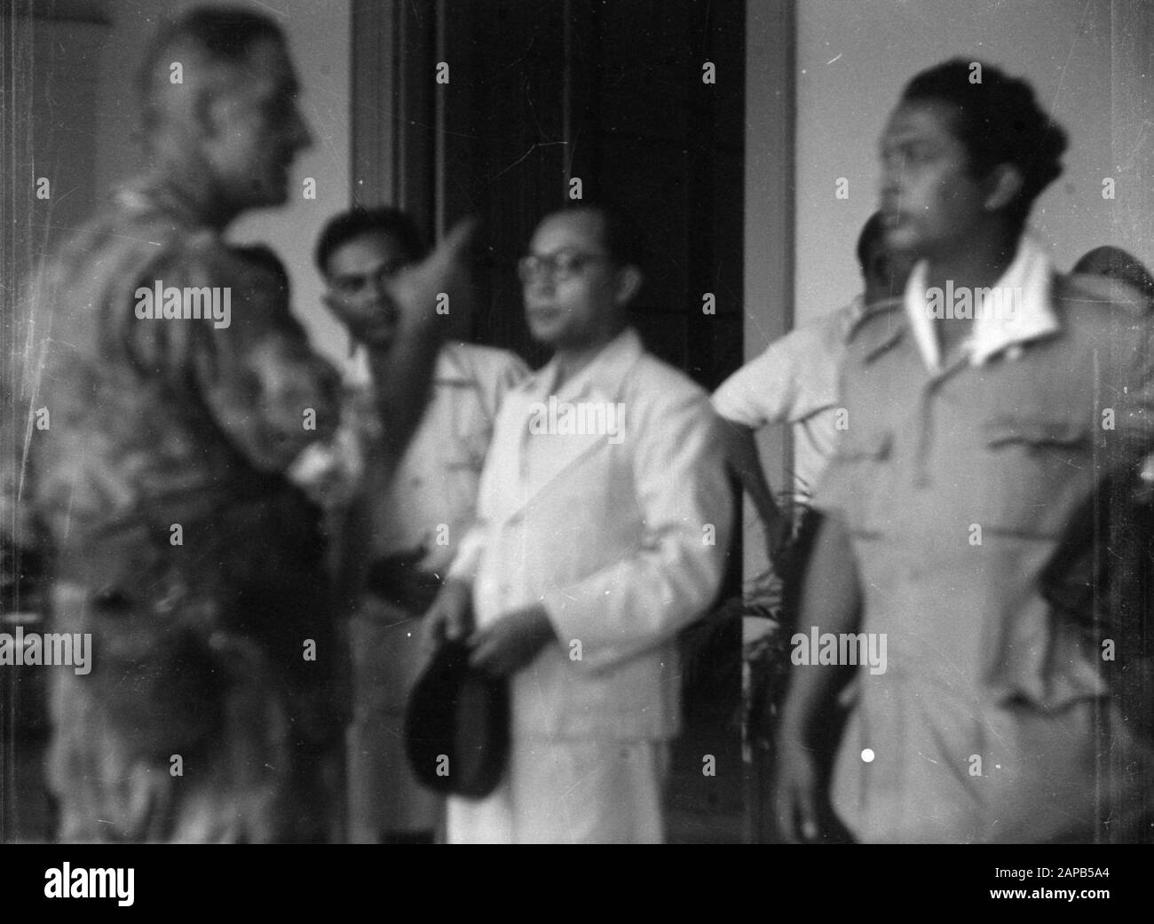Republican authorities Description: The internment of drs. Moh. Hatta ...