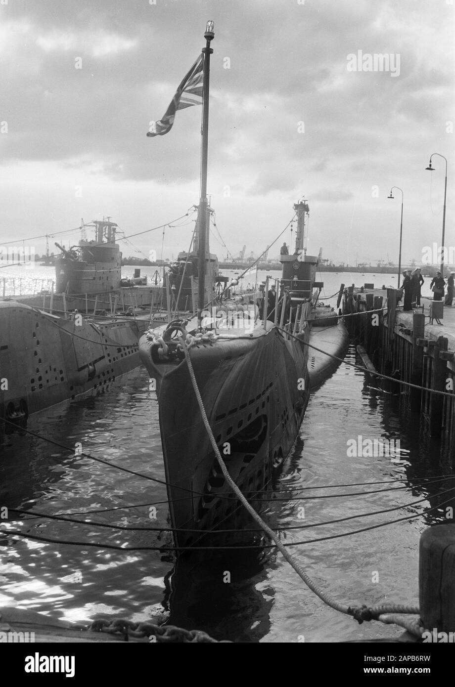 Hms andrew Black and White Stock Photos & Images - Alamy