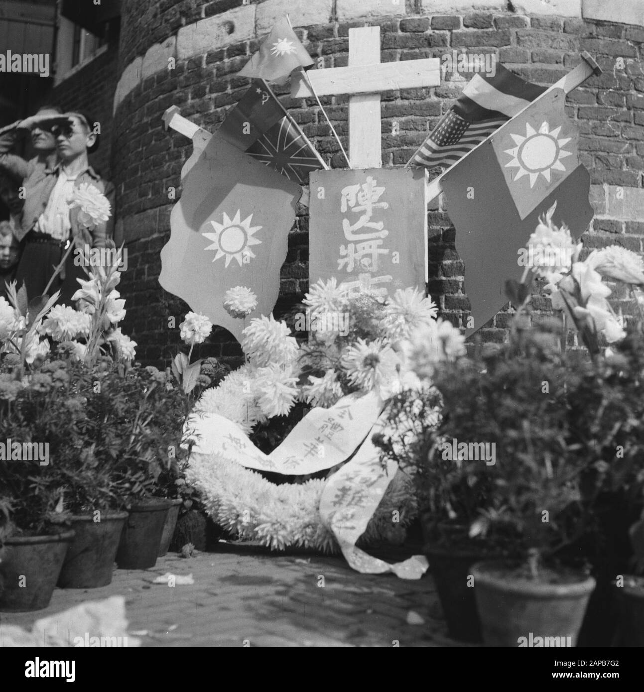 On the nieuwmarkt Black and White Stock Photos & Images - Alamy