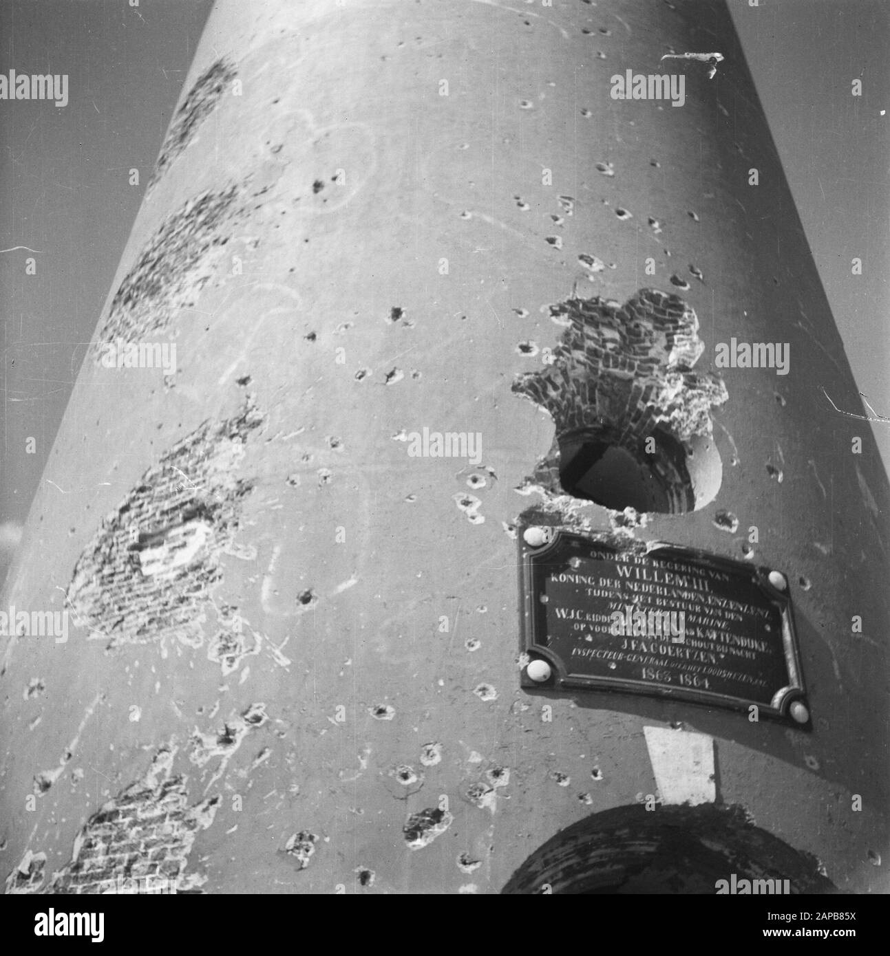 Damaged lighthouse Black and White Stock Photos & Images - Alamy