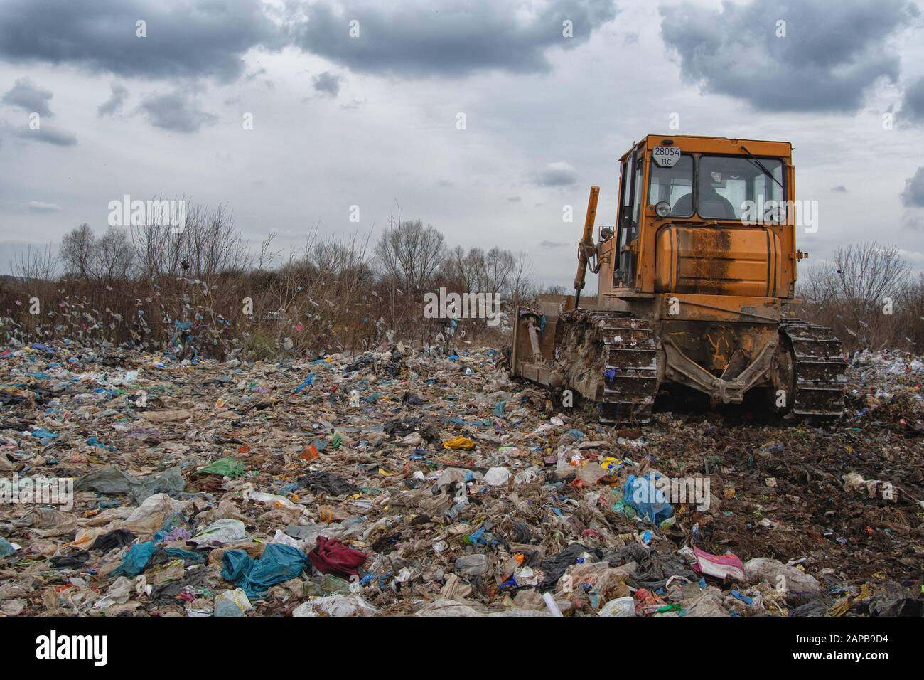 Plastic waste dumping site hi-res stock photography and images - Alamy