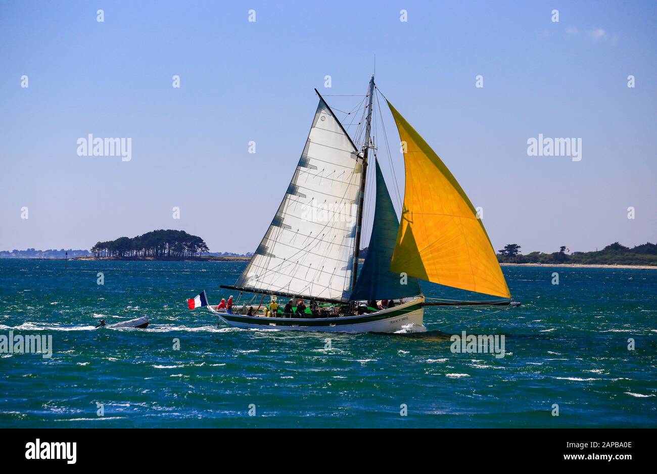 French sail racing hi-res stock photography and images - Alamy