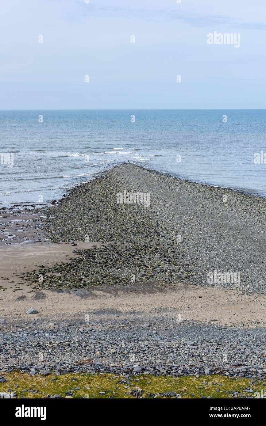 Stretches into the irish sea hi-res stock photography and images - Alamy