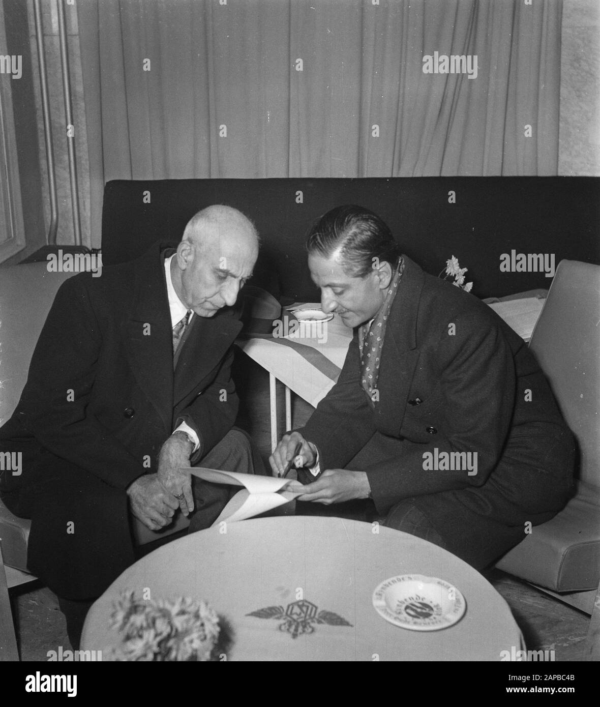 Mossadeq hi-res stock photography and images - Alamy