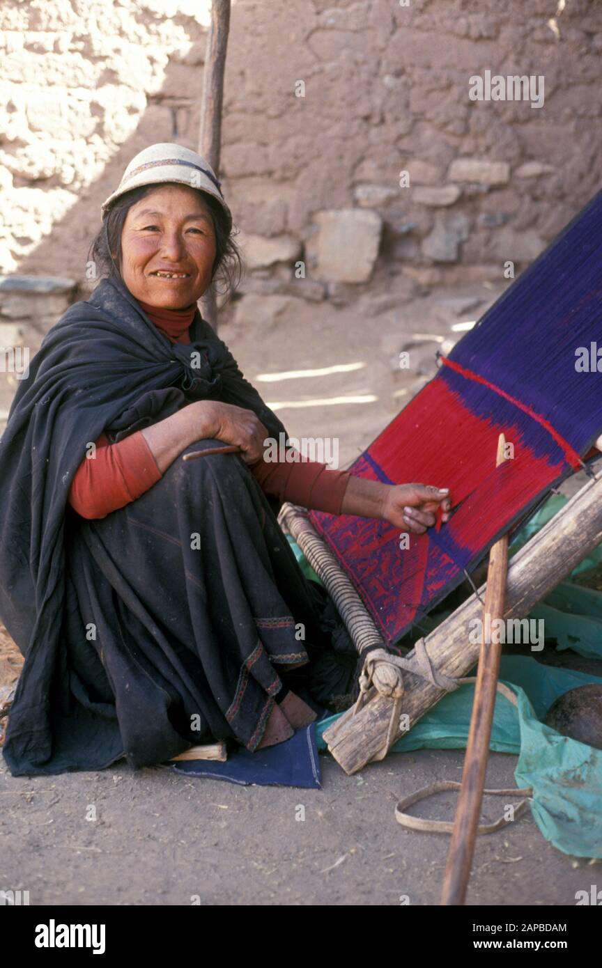 BOLIVIA Jalq'a indiginous people weaving and spinning, Marawa, near ...