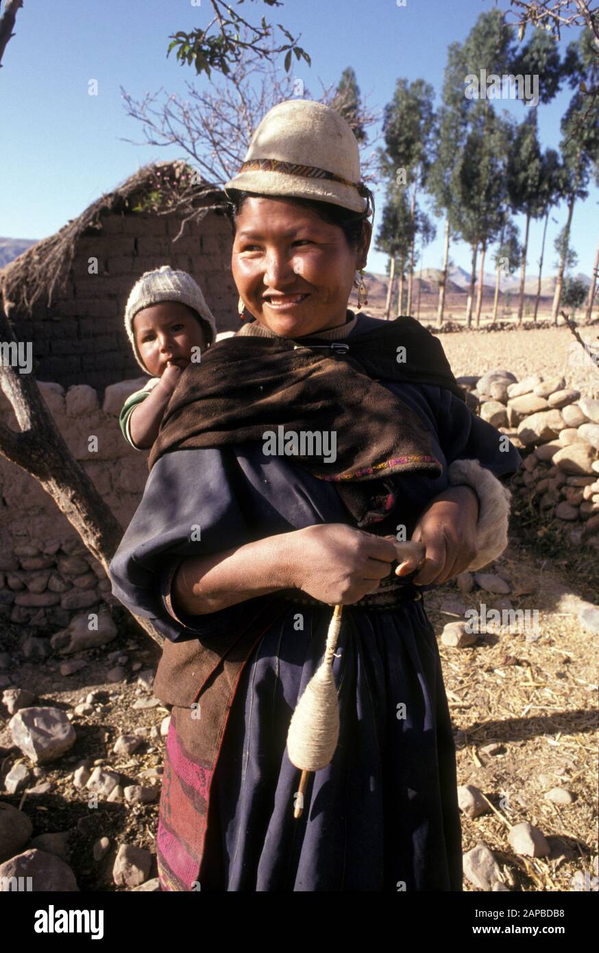 BOLIVIA Jalq'a indiginous people weaving and spinning, Marawa, near ...