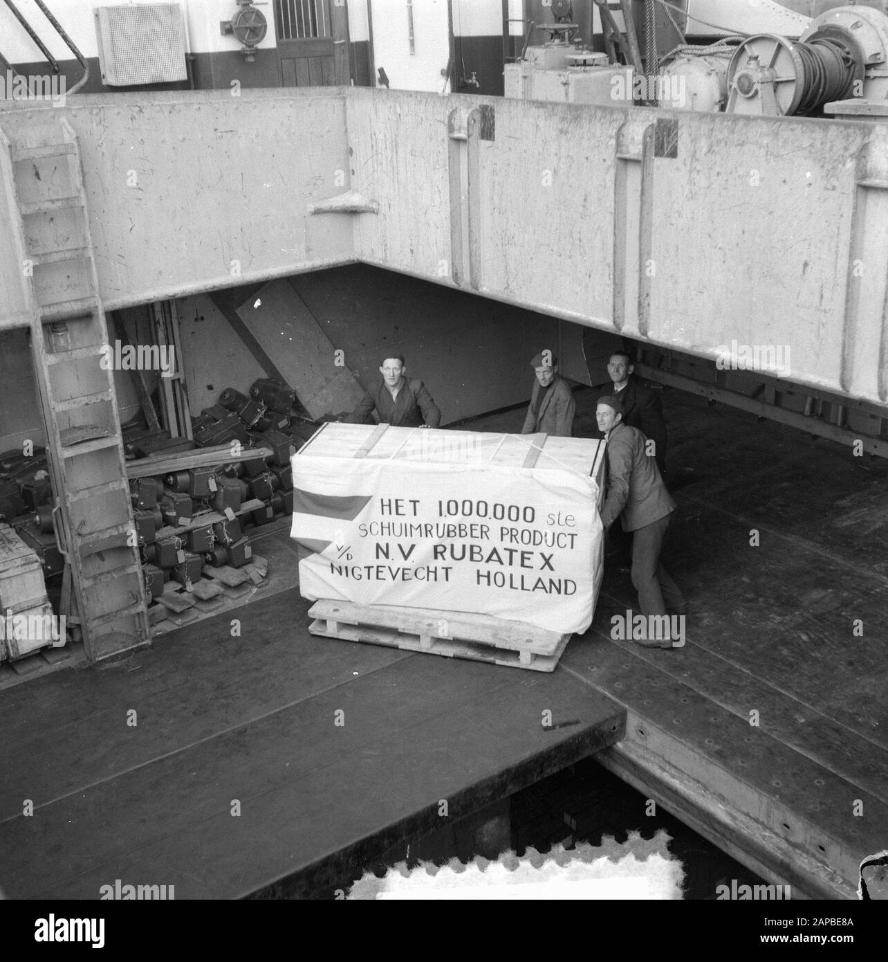 Egypt ports Black and White Stock Photos & Images - Alamy