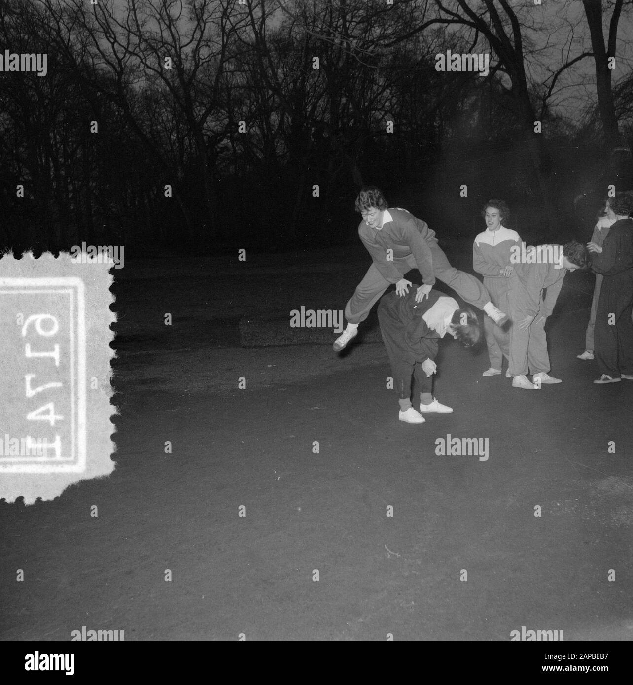 Central training Overveen (Puck Brouwer) Date: December 12, 1953 ...