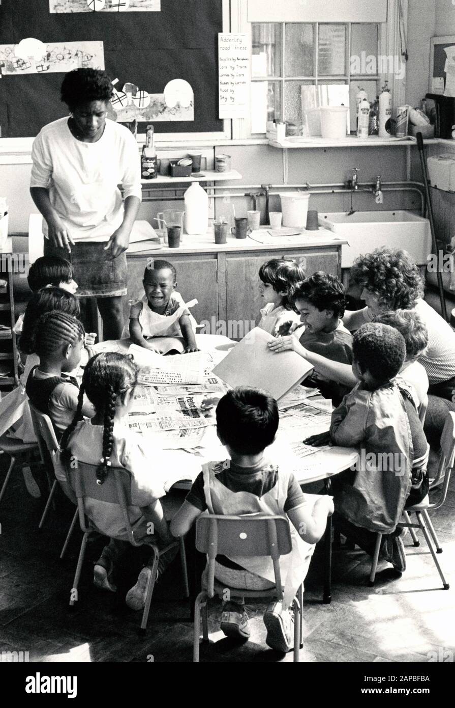 1980s school children uk hi-res stock photography and images - Alamy