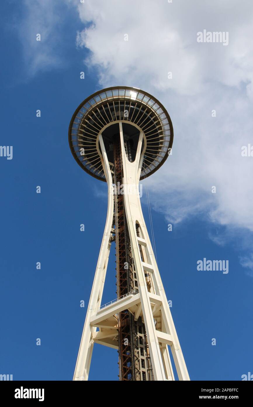Historical space needle hi-res stock photography and images - Alamy