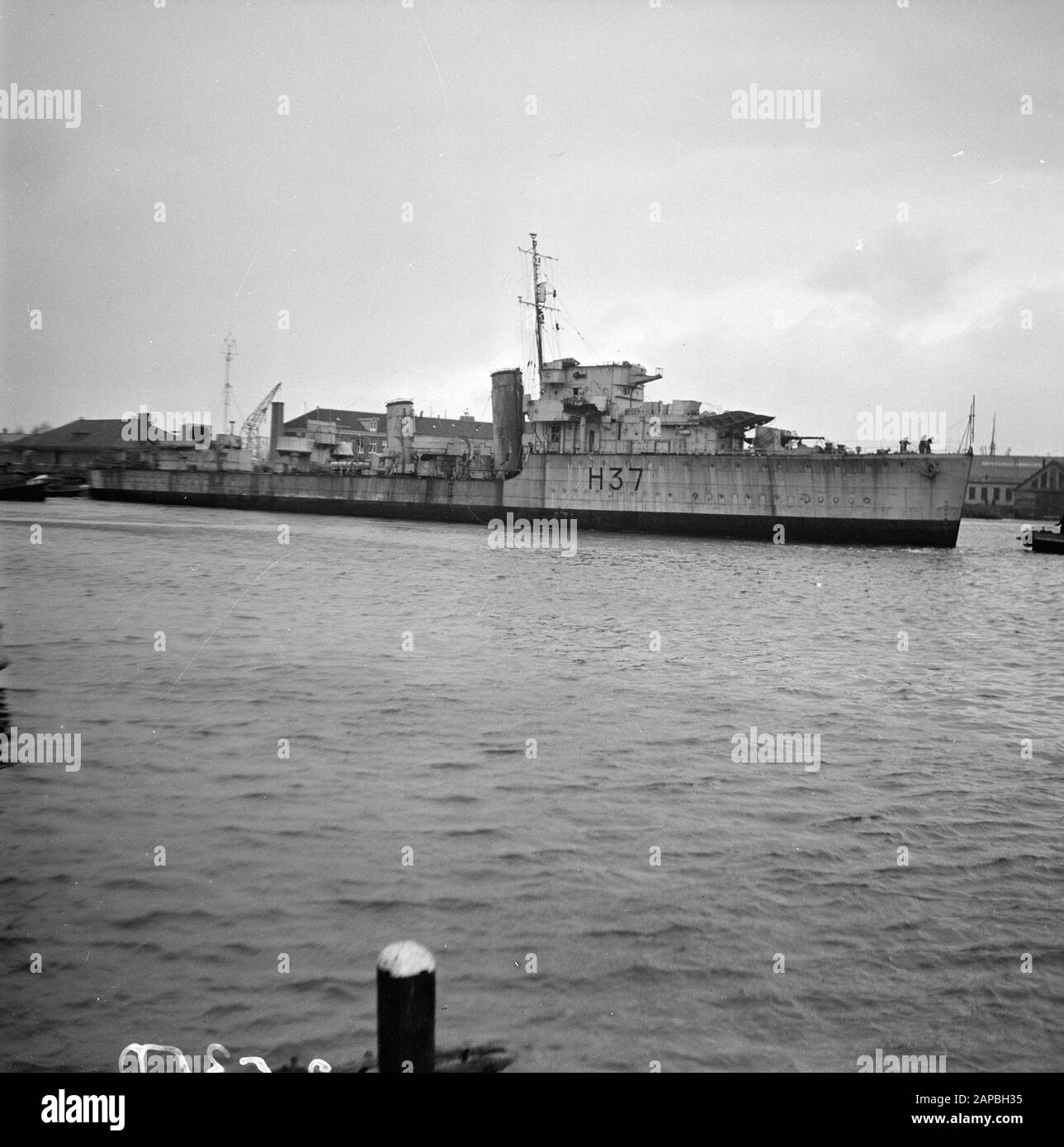 Destroyer garland Black and White Stock Photos & Images - Alamy