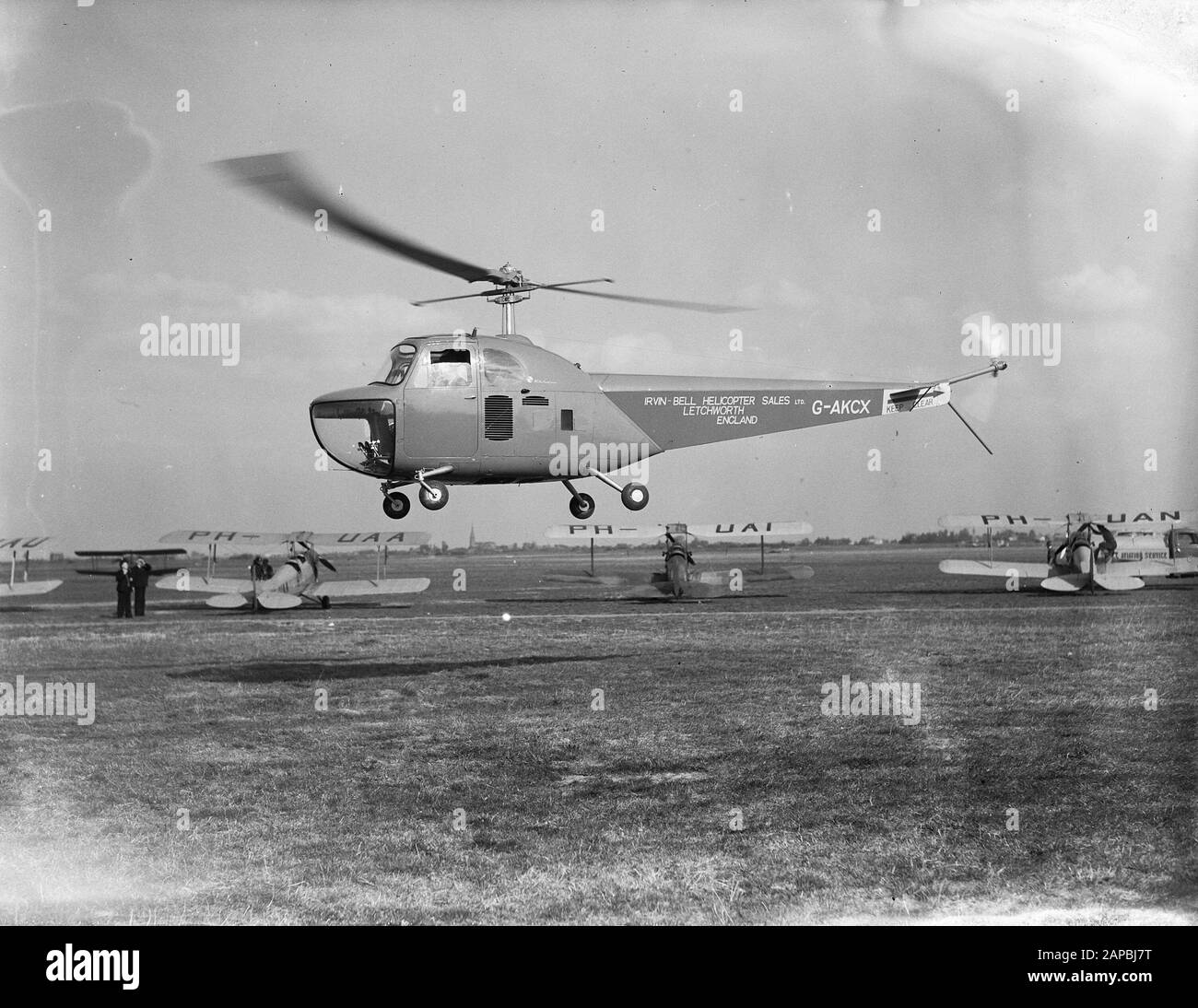 Helicoptere Black and White Stock Photos & Images - Alamy