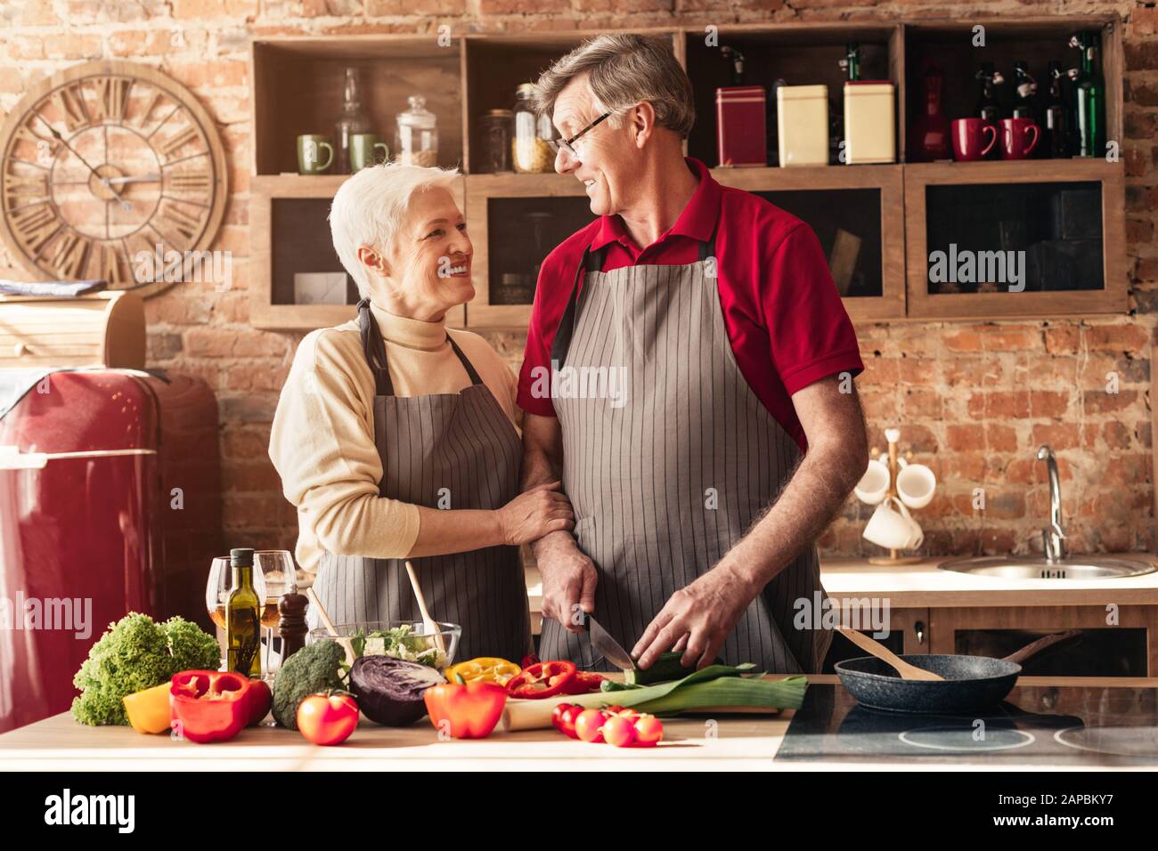 Happy pensioner healthy hi-res stock photography and images - Alamy