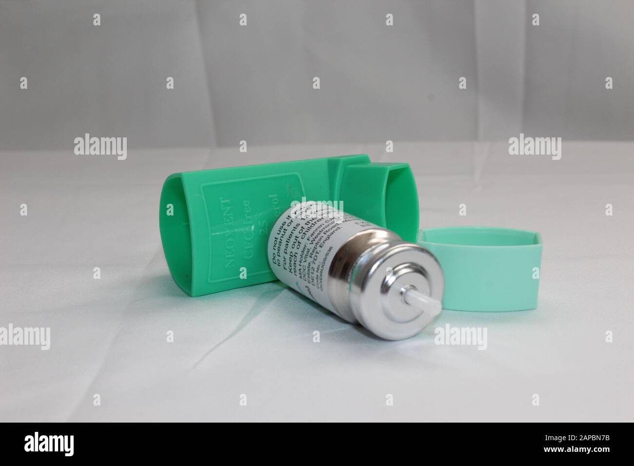 Aero inhaler hi-res stock photography and images - Alamy