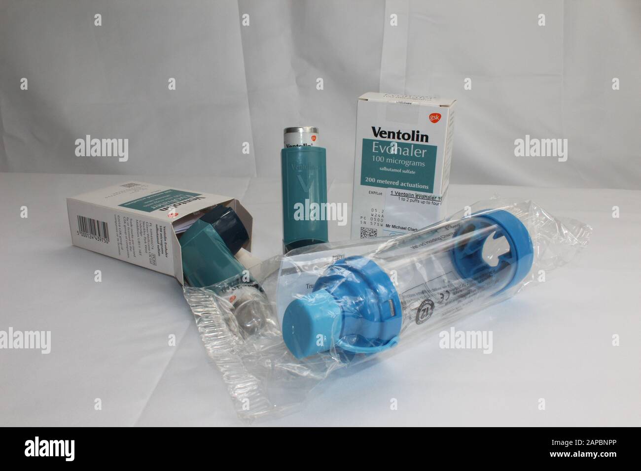 Aero inhaler hi-res stock photography and images - Alamy