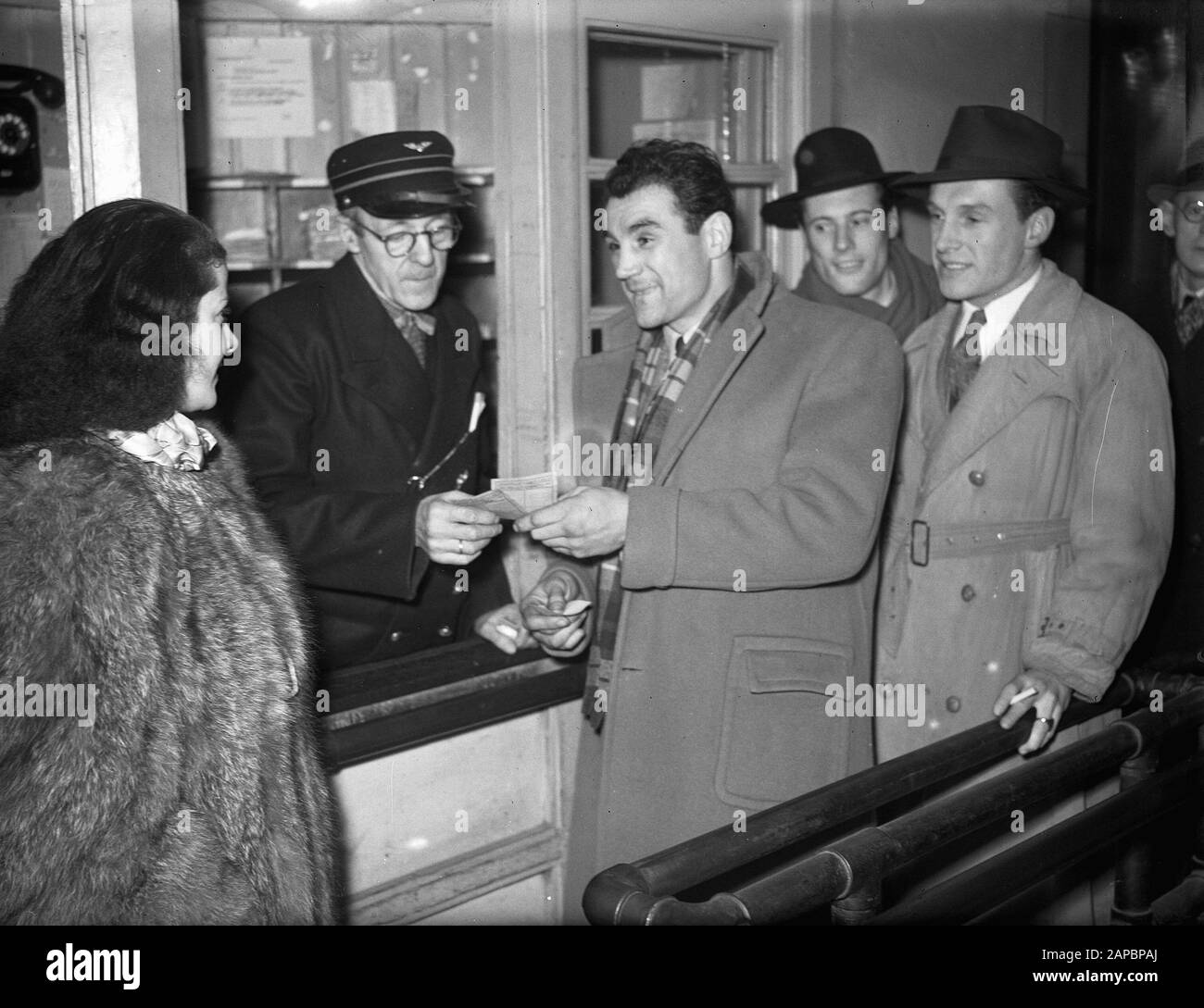 Robert charron hi-res stock photography and images - Alamy