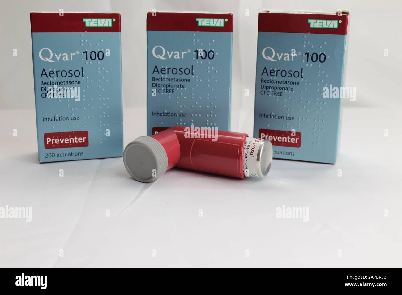 Aero inhaler hi-res stock photography and images - Alamy