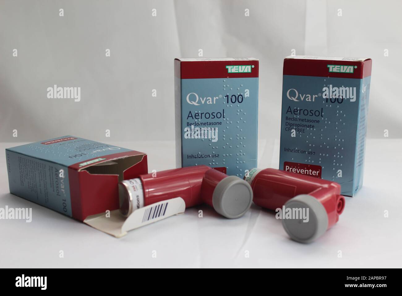 Aero inhaler hi-res stock photography and images - Alamy