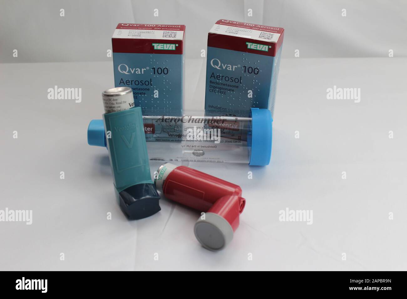 Aero inhaler hi-res stock photography and images - Alamy