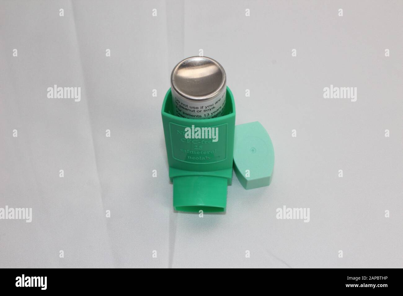 Aero inhaler hi-res stock photography and images - Alamy