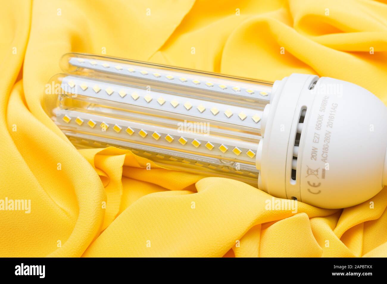 Filament bulb, LED light, fluorescent lights, different types of light ...