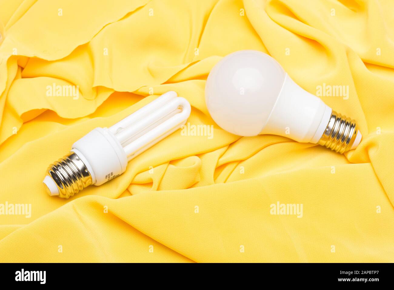 Filament bulb, LED light, fluorescent lights, different types of light ...