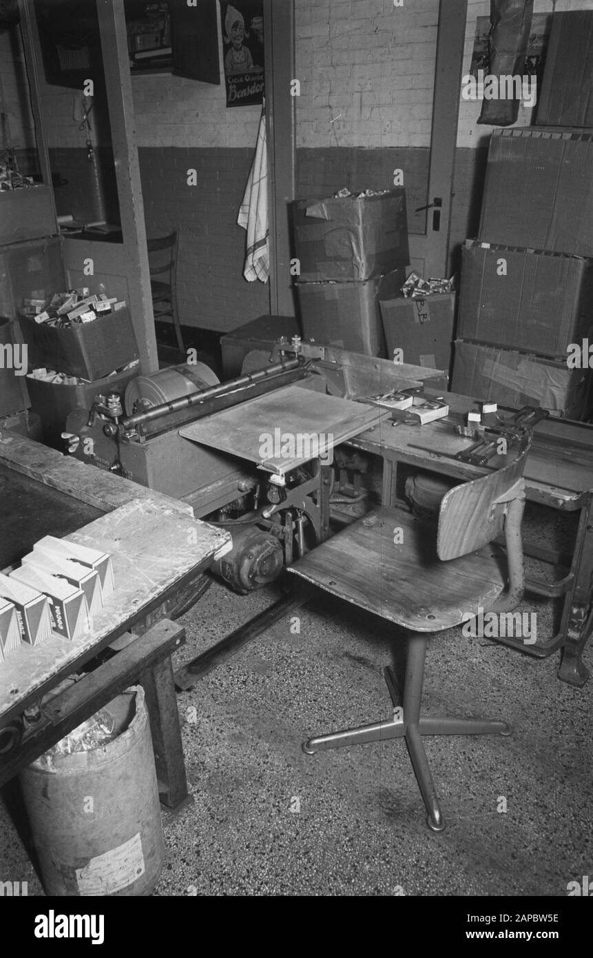 Packing department Black and White Stock Photos & Images - Alamy