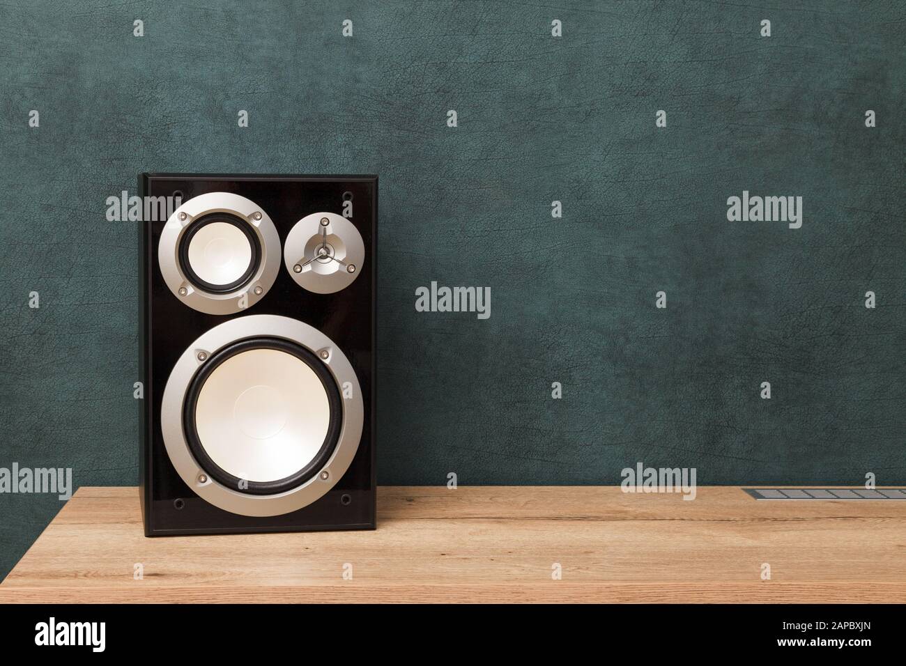 Stereo system hi-res stock photography and images - Alamy