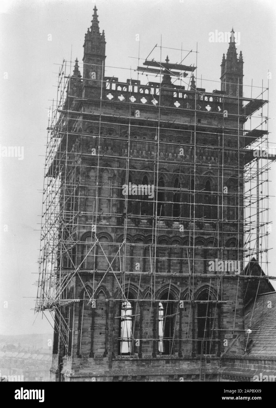 9x12 English steel scaffolding. Photo from report on steel scaffolding ...
