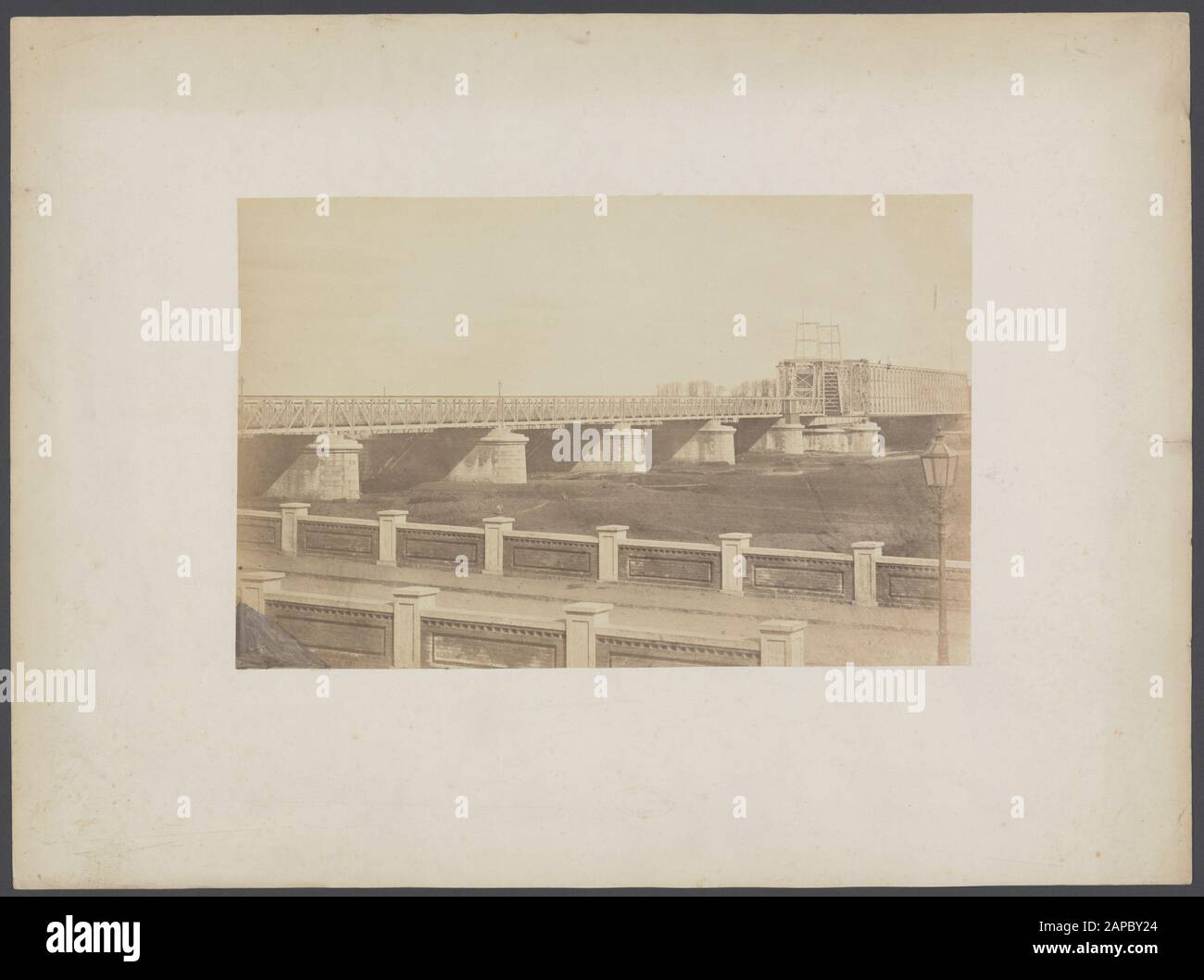 Construction of a bridge in Zutphen Description: The photo shows the ...