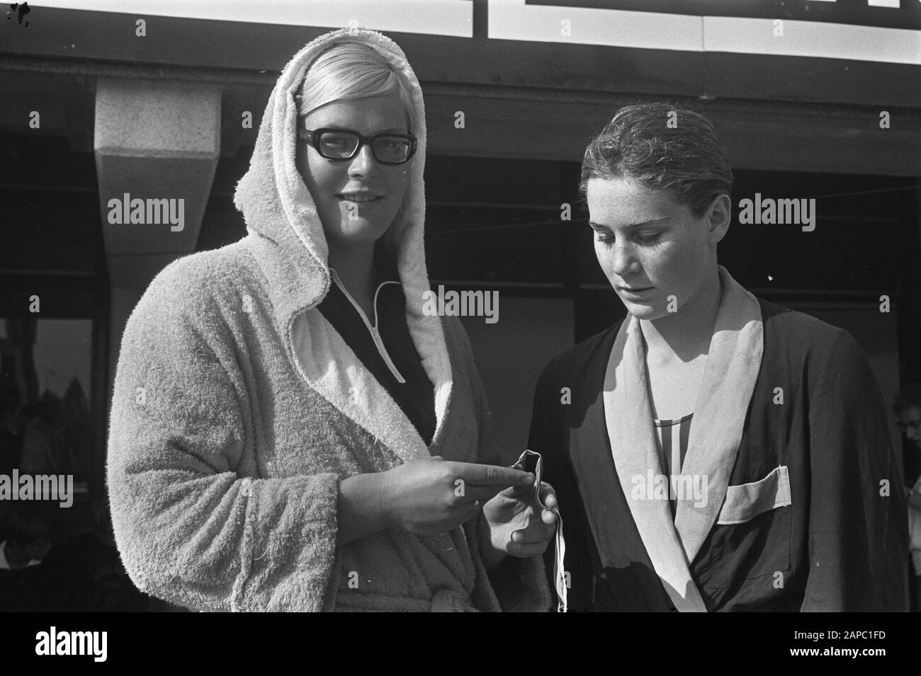 Right ada kok hi-res stock photography and images - Alamy