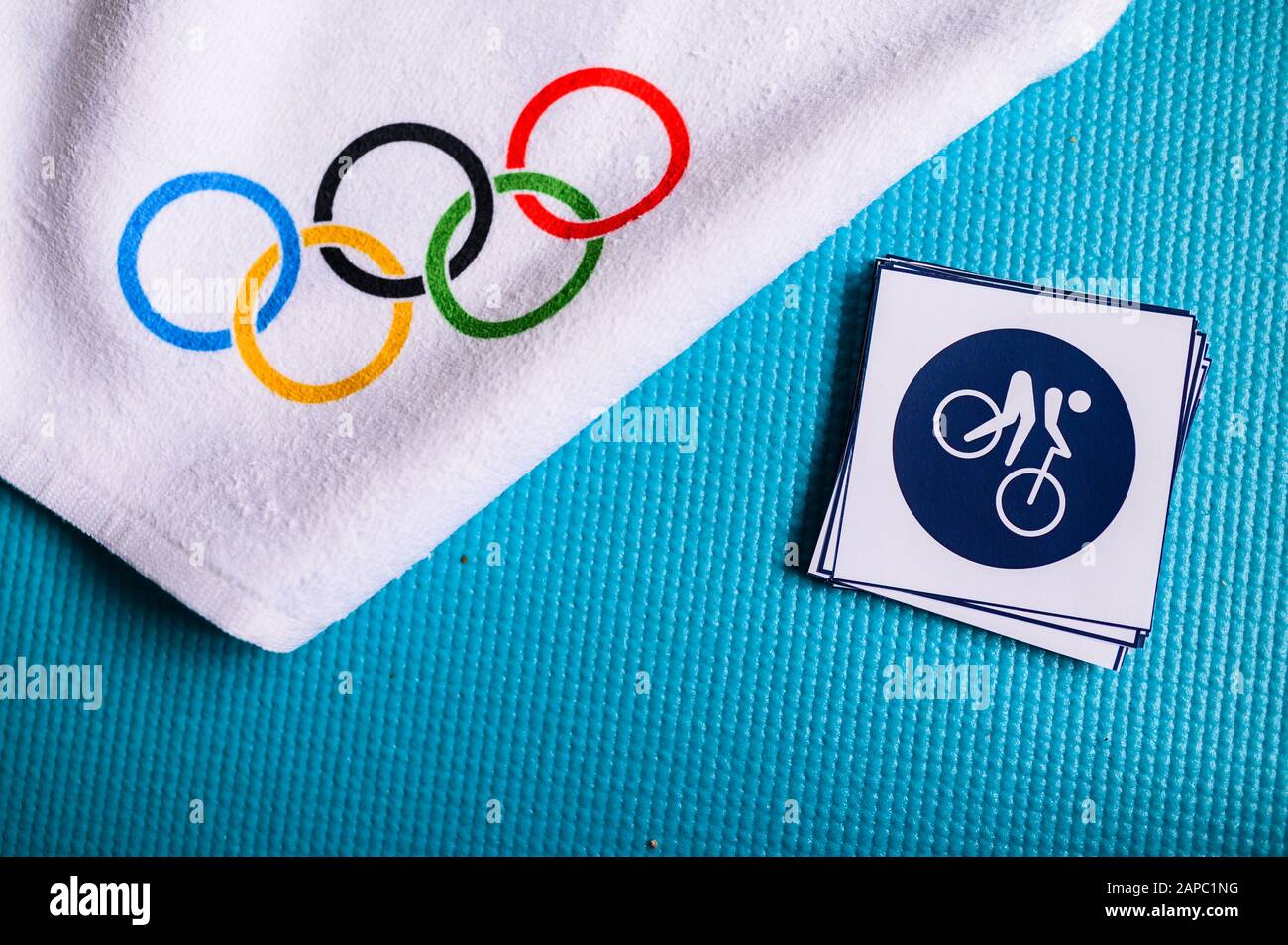 TOKYO, JAPAN, JANUARY. 20. 2020: Cycling Mountain Bike pictogram and ...