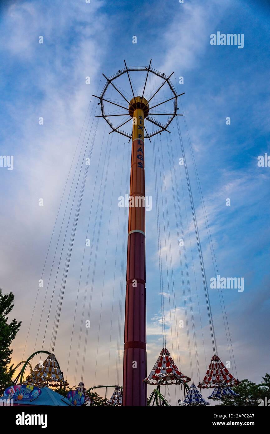 Six flags great adventure new jersey hi-res stock photography and ...